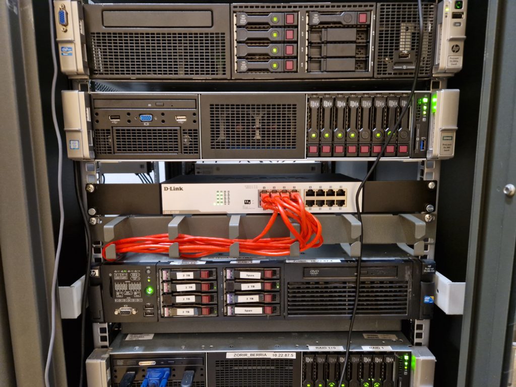 Monitorización de los servidores HP del instituto mediante iLO ...